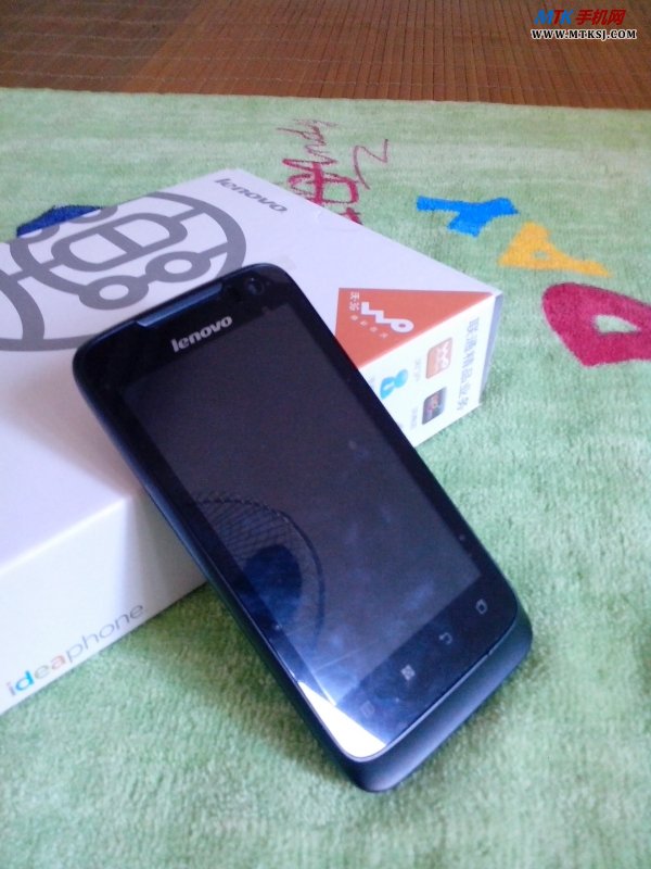 MTK6577手机联想A789到手真机开箱图(4)_MTK手机网：专注MTK平台,提供MTK6577,MTK6589手机资讯评测